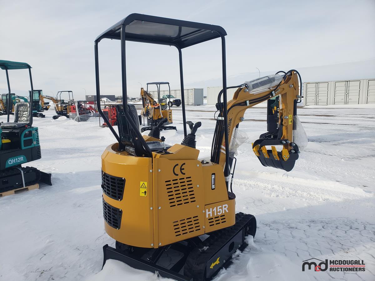 2024 AGT H15R Mini Excavator