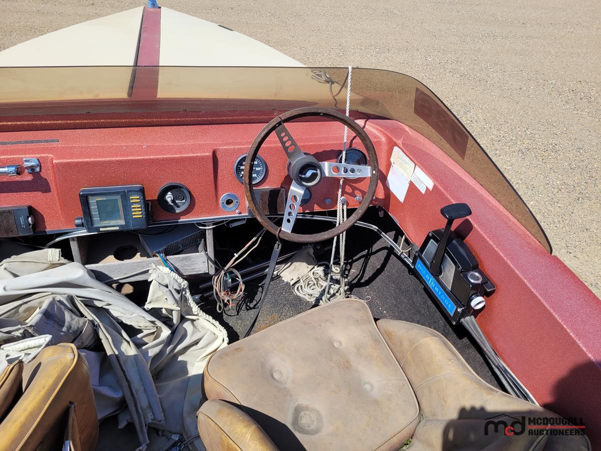 1980 Silverline Grenada 16' Boat w/ Homebuilt Boat Trailer (Non-Runner)