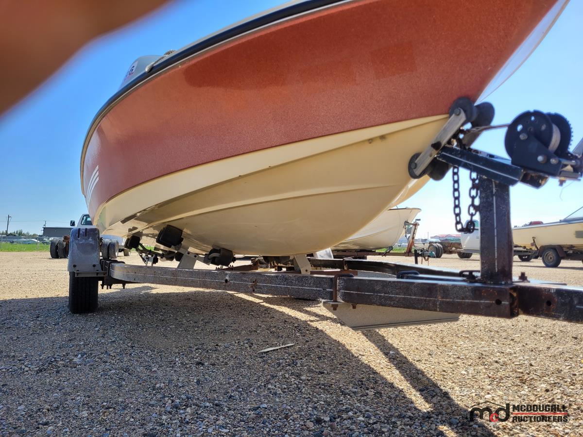 1980 Silverline Grenada 16' Boat w/ Homebuilt Boat Trailer (Non-Runner)