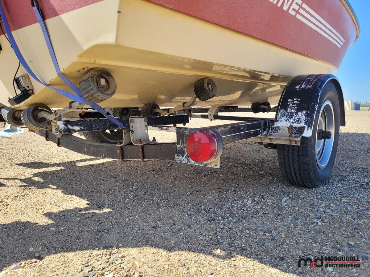 1980 Silverline Grenada 16' Boat w/ Homebuilt Boat Trailer (Non-Runner)