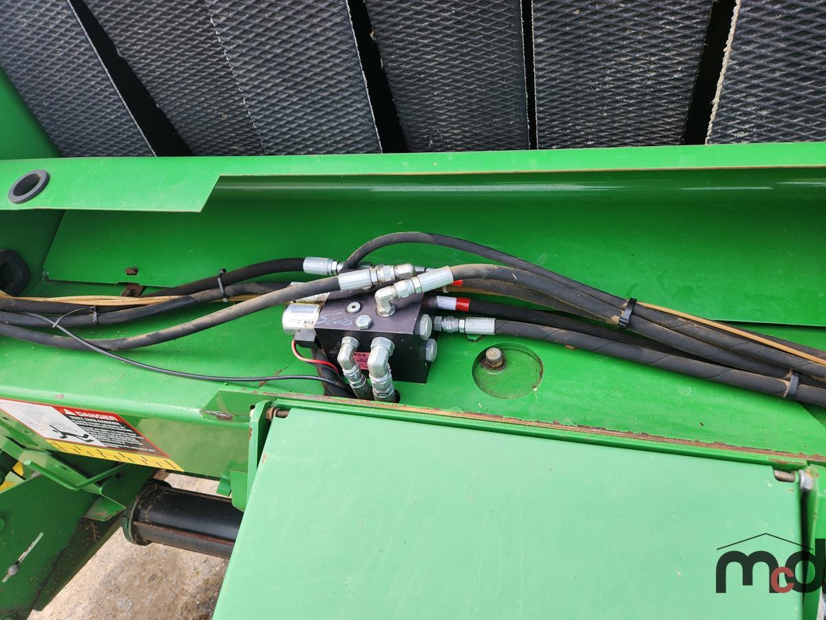 2012 John Deere 568 Round Baler