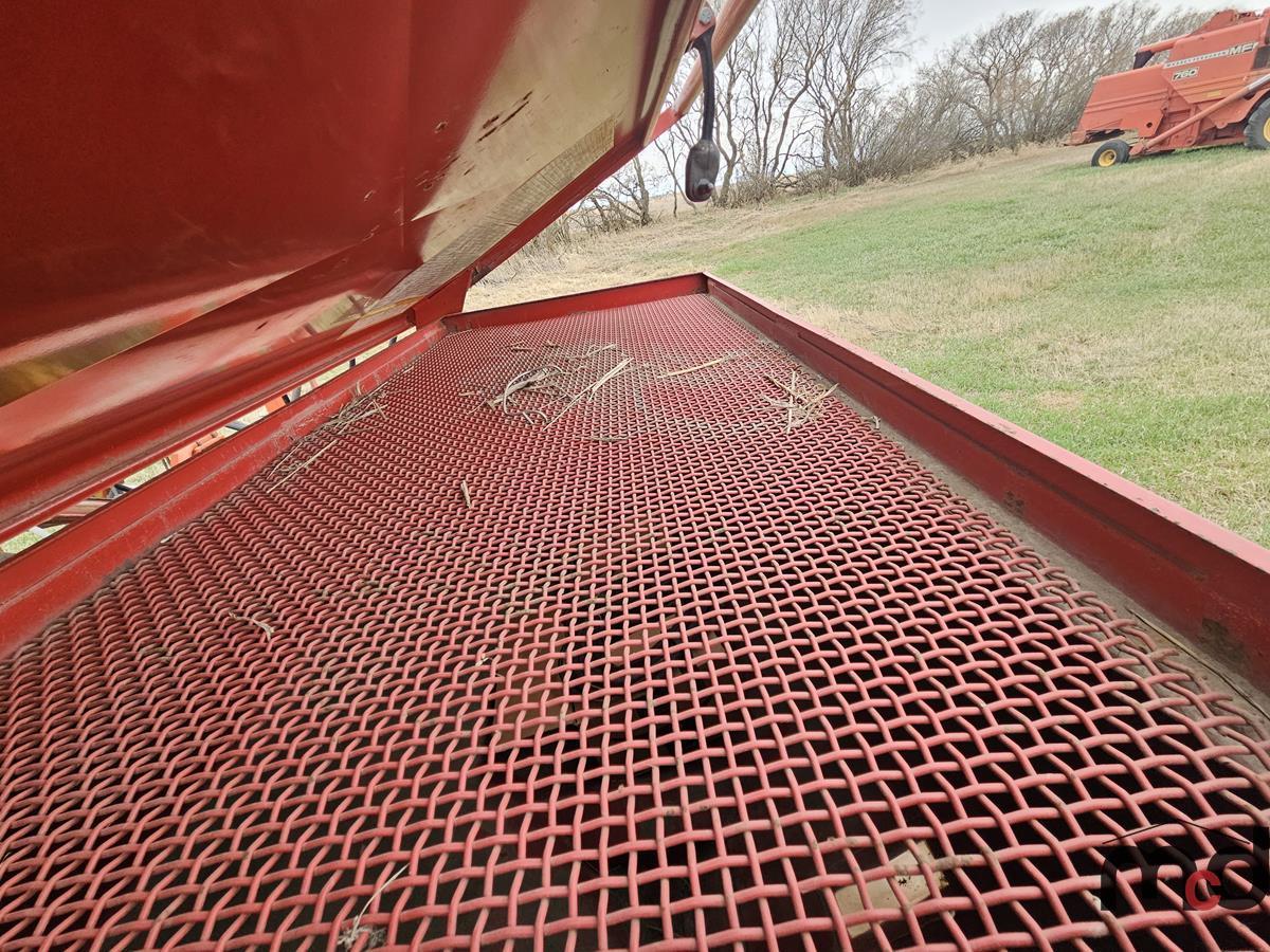 Bourgault Cultivator w/ Bourgault Seed Tank