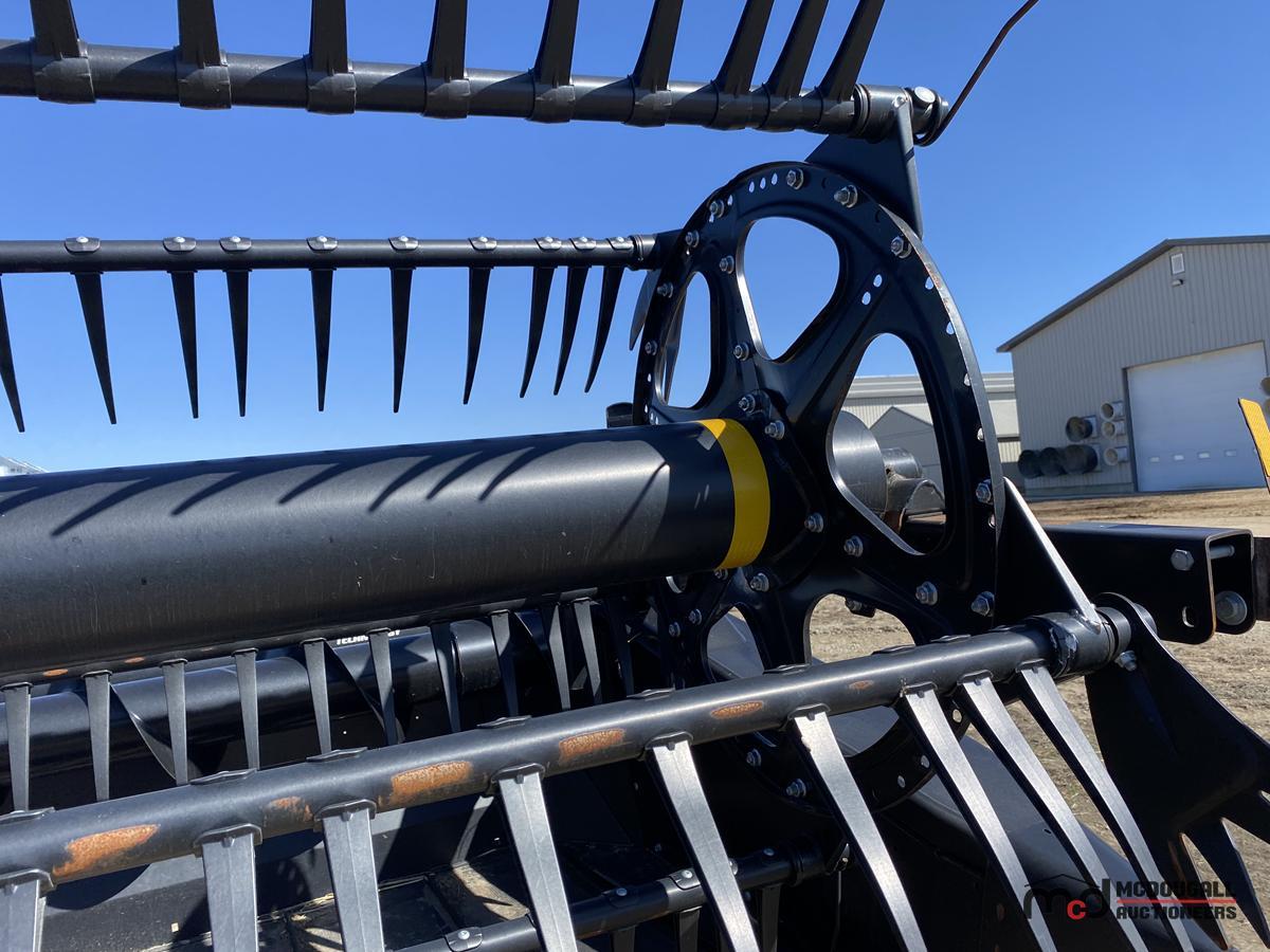 2021 MacDon FD140 40' Flex Draper Header