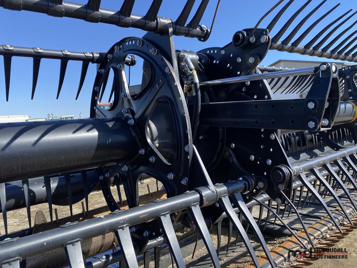 2021 MacDon FD140 40' Flex Draper Header