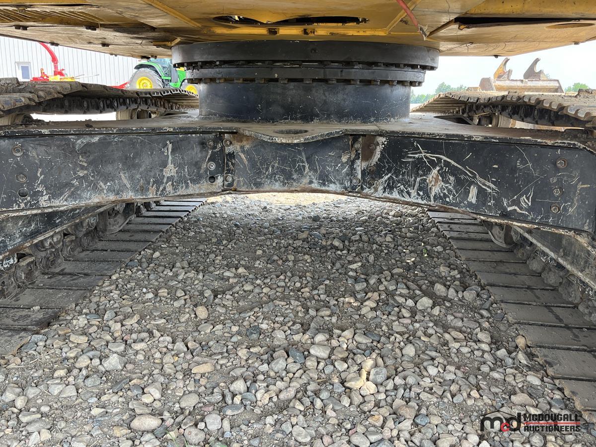 John Deere 790D-LC Hydraulic Excavator