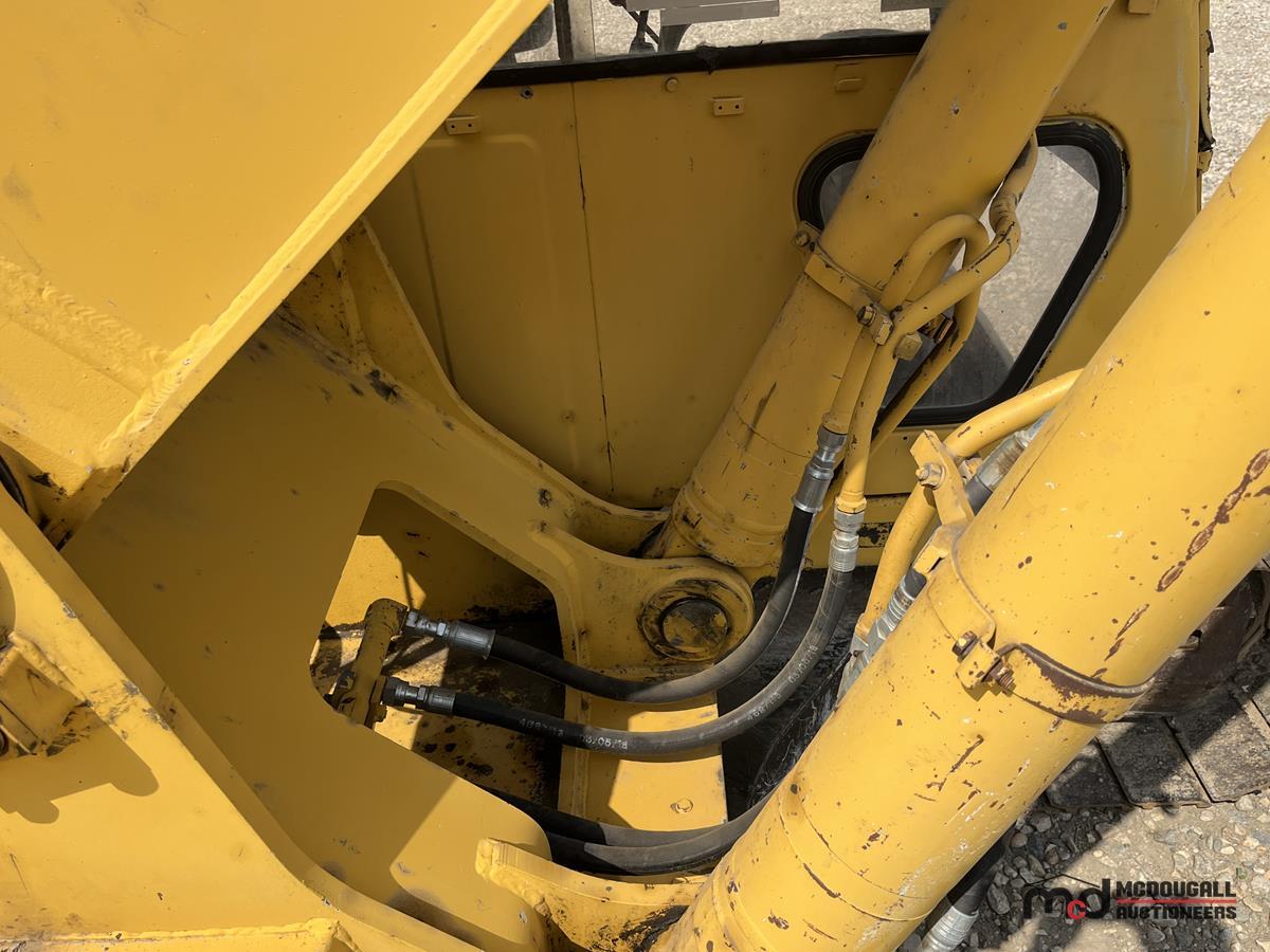 John Deere 790D-LC Hydraulic Excavator