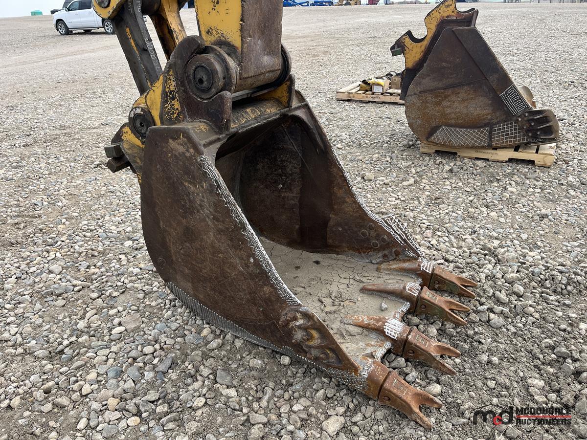 John Deere 790D-LC Hydraulic Excavator