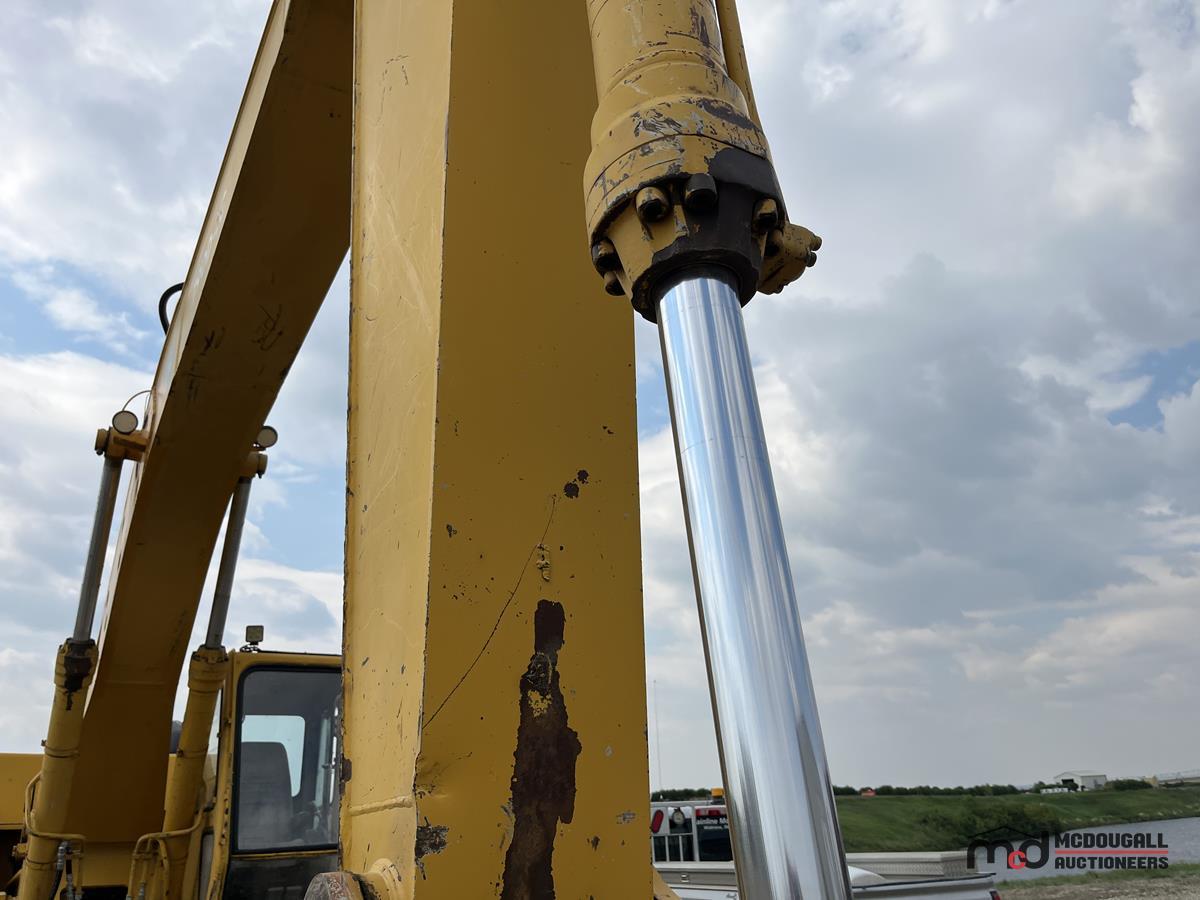 John Deere 790D-LC Hydraulic Excavator