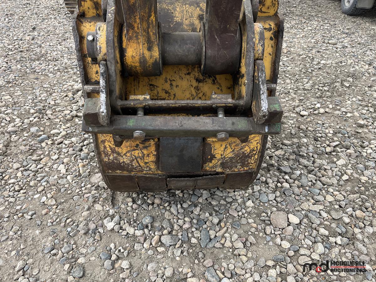 John Deere 790D-LC Hydraulic Excavator