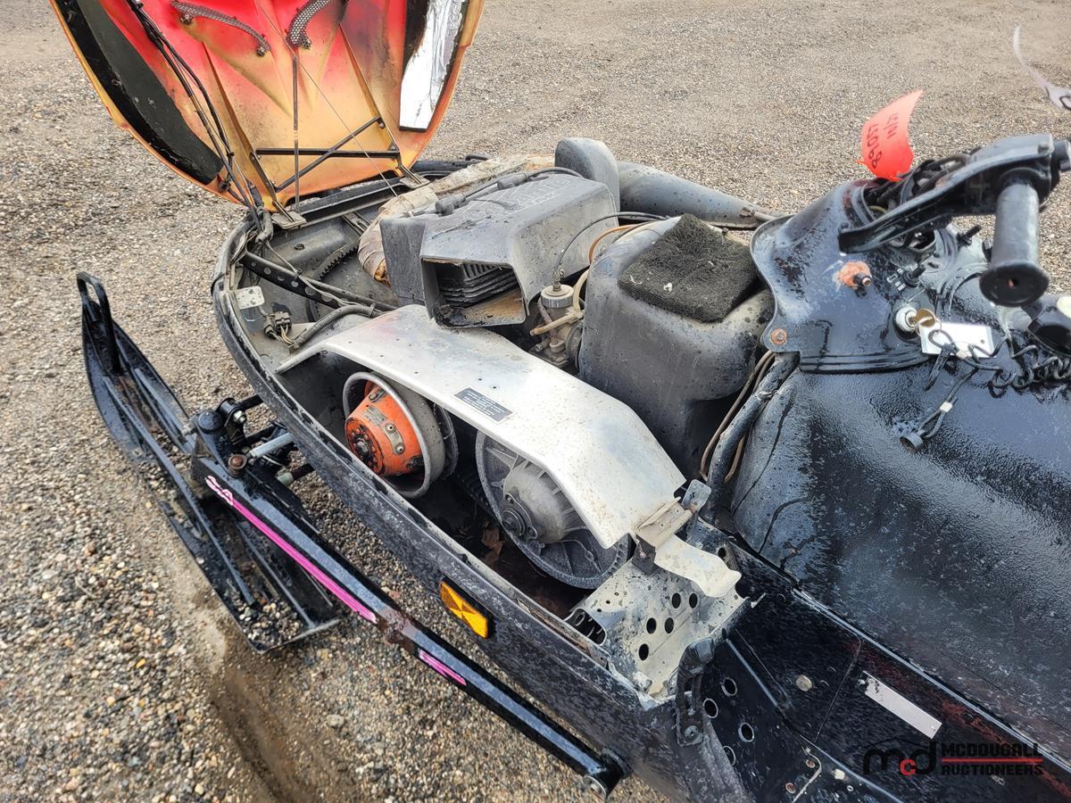1994 Ski-Doo Formula SL 500 Snowmobile (Non-Runner)