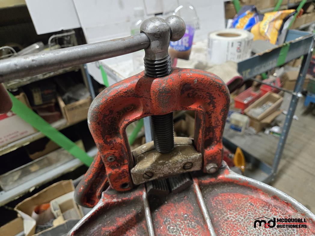 Ridgid 40A Tristand Bench Vise