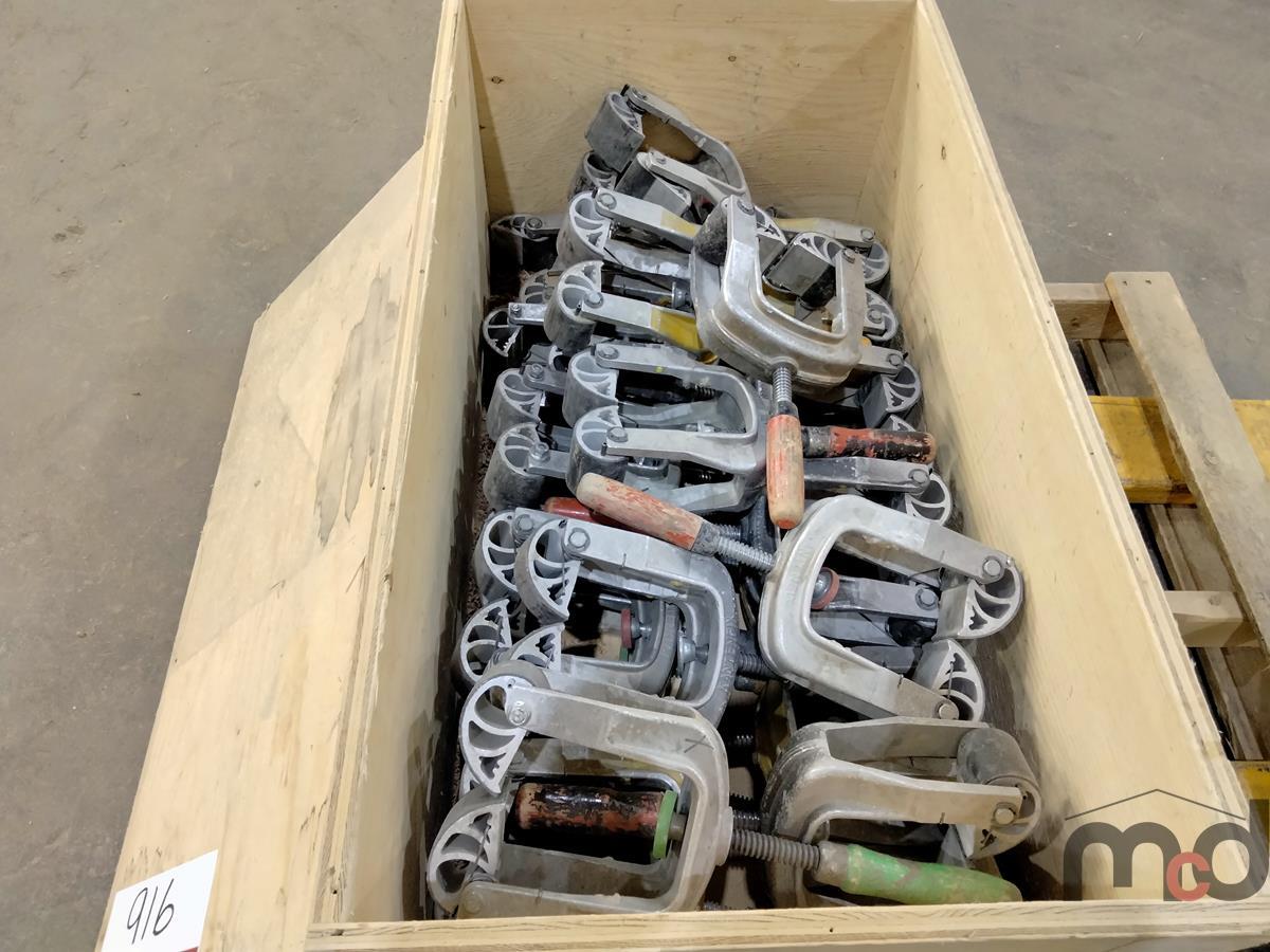 Crate of Kantenfix Edge Clamps