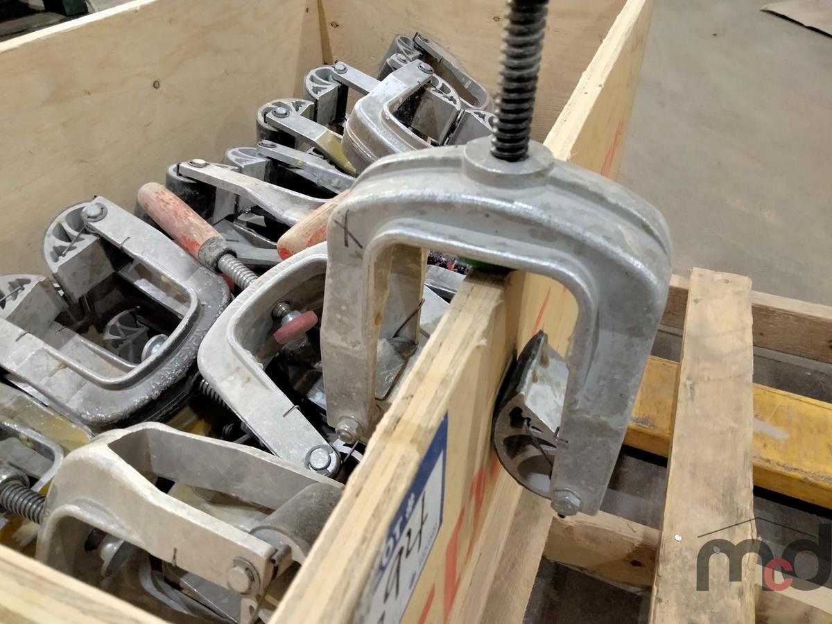 Crate of Kantenfix Edge Clamps