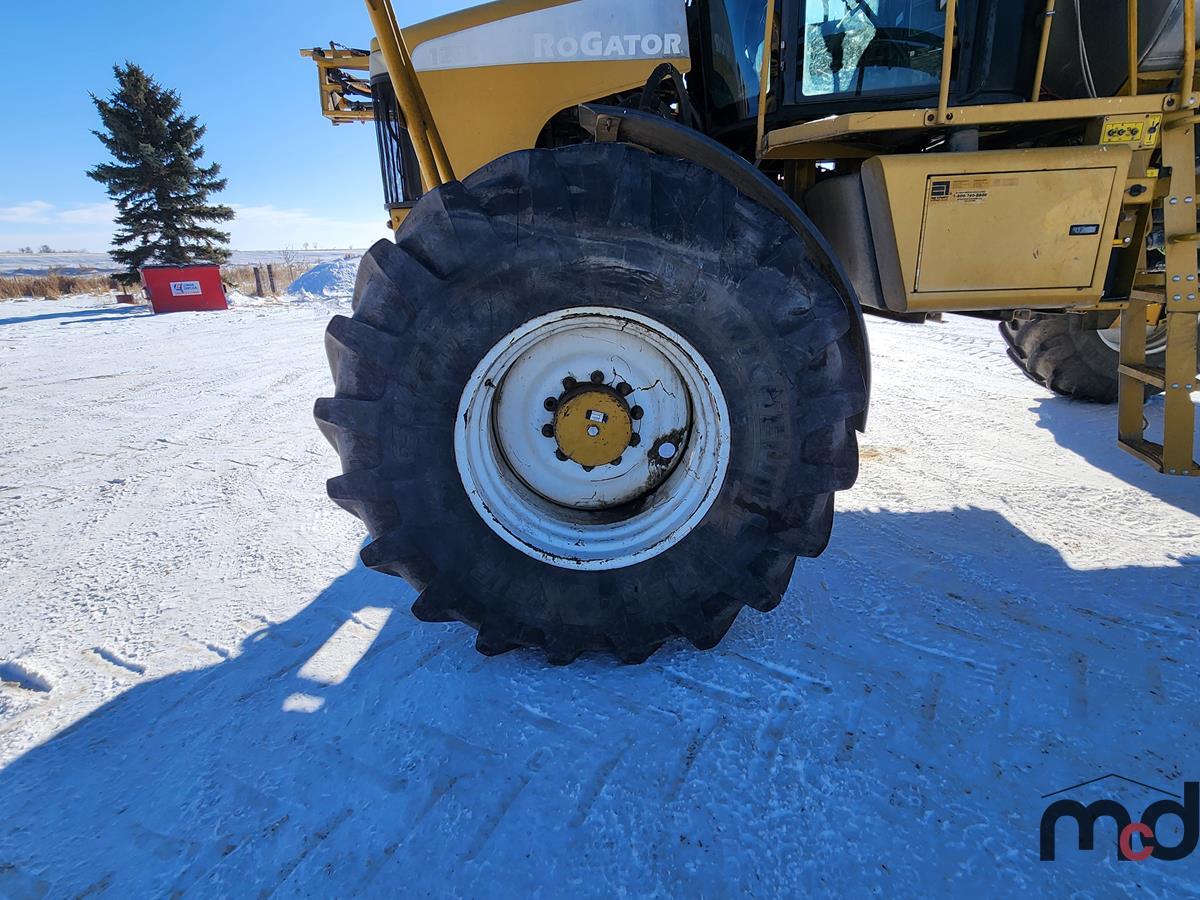 2000 Rogator 1254 Self Propelled Sprayer