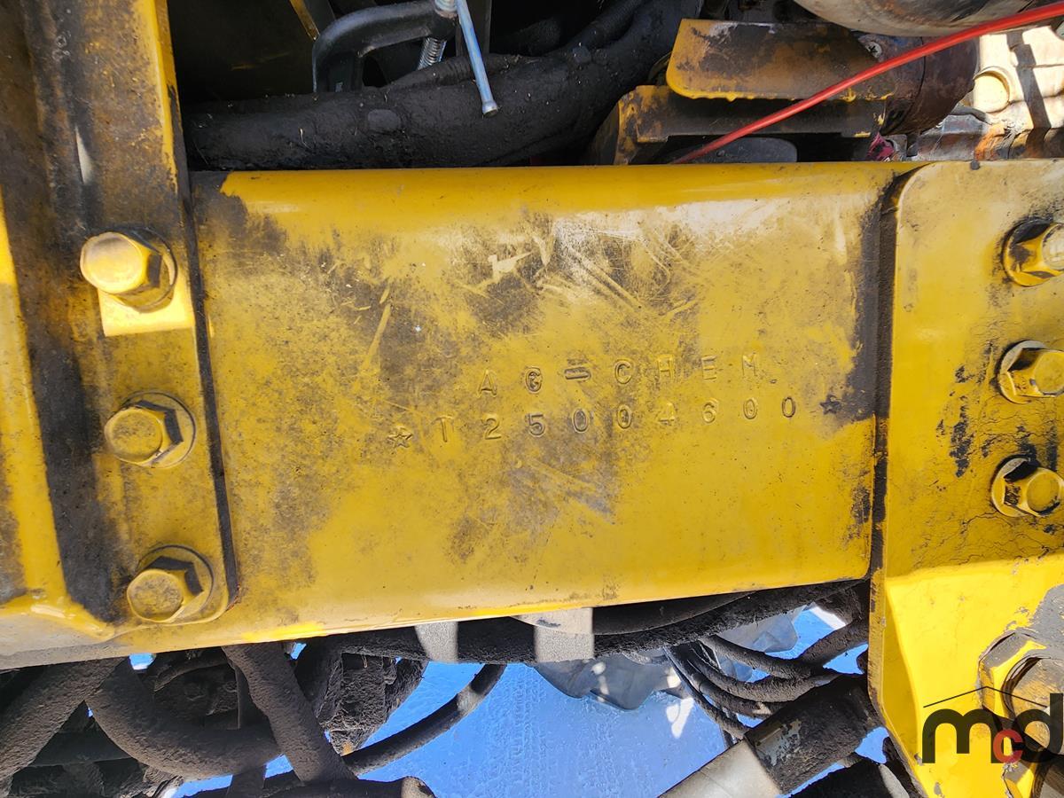 2000 Rogator 1254 Self Propelled Sprayer