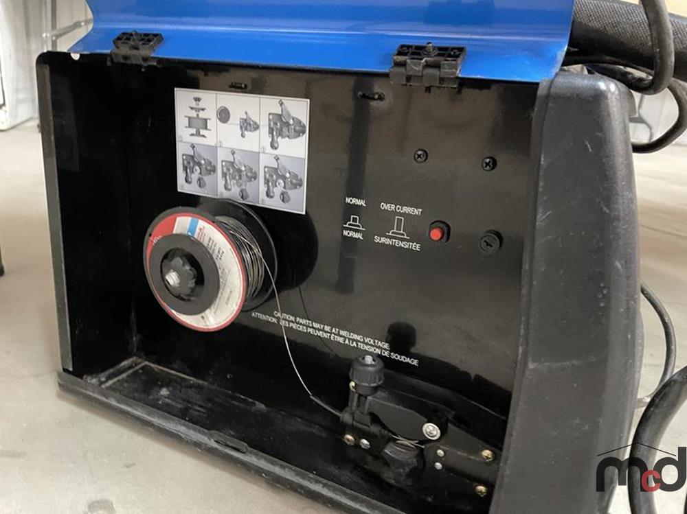 Mastercraft Mig Welder and Fire Extinguisher