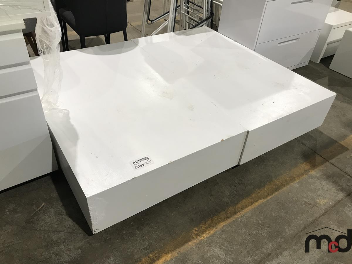 (2) Rolling Floor Platforms