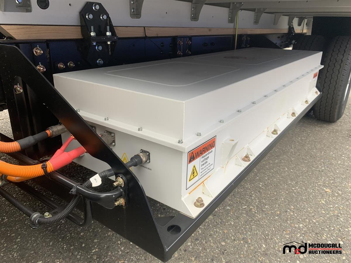 2024 VMC 1200 Electric Class 3 SA Box Truck