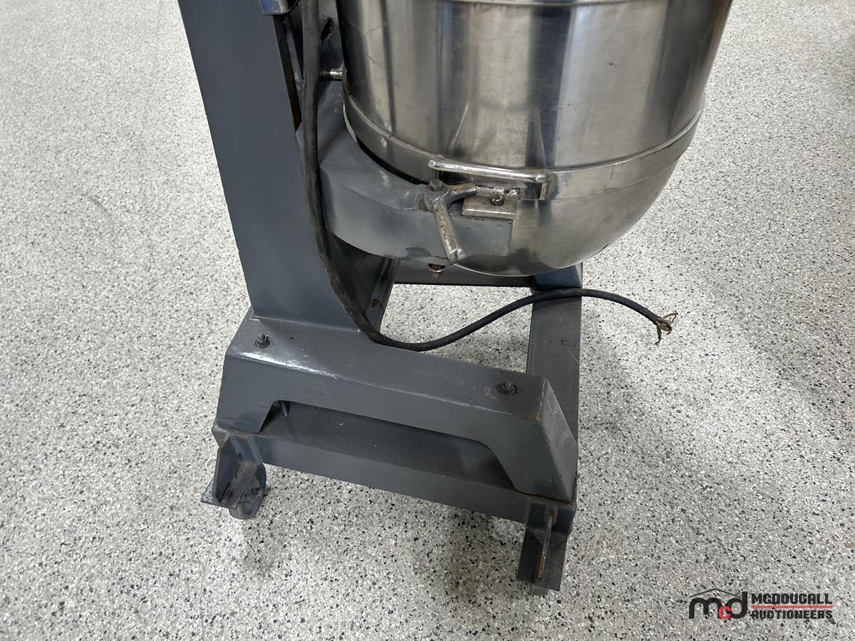 Thunderbird Arm-40 Mixer