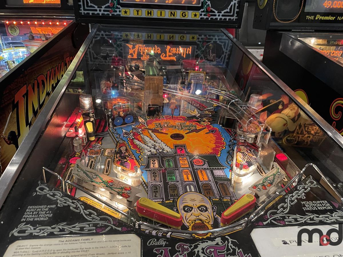 Addam's Family Pinball Machine