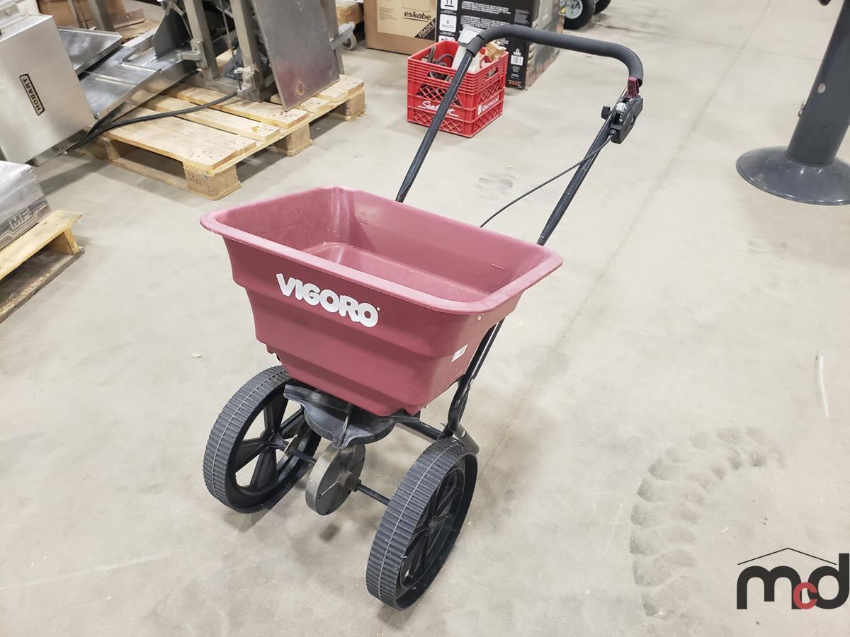 Vigoro Fertilizer Spreader