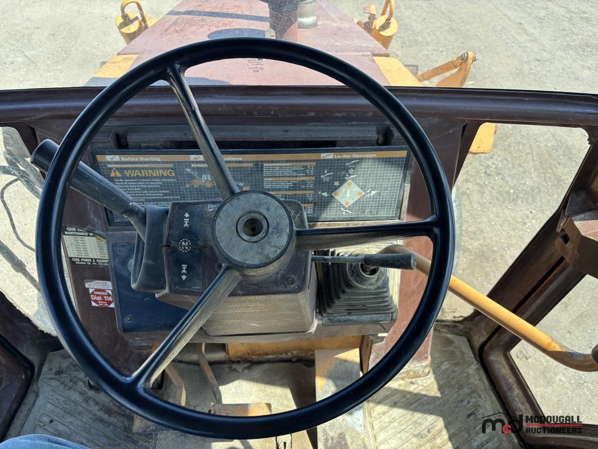 1990 Case 580K Loader Backhoe