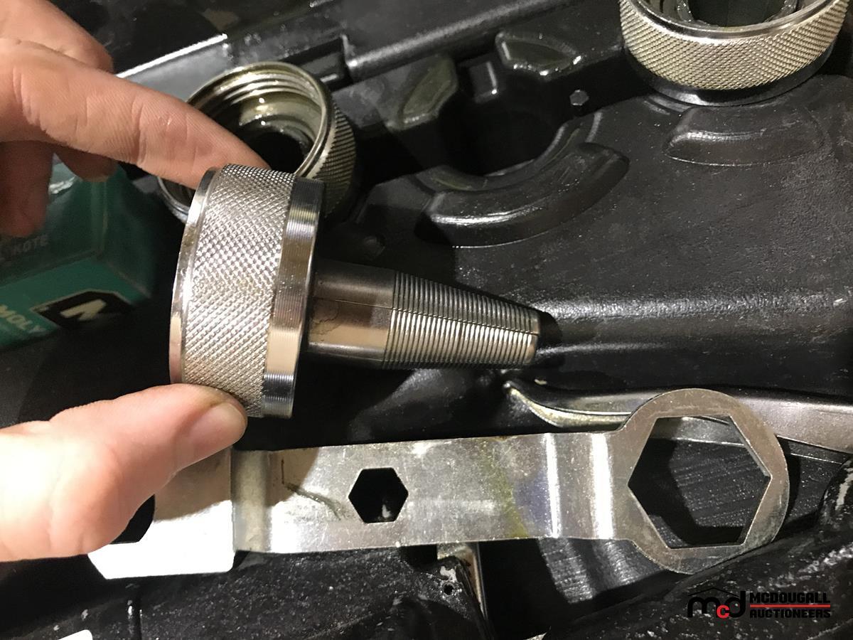 Wirsbo Pro Pex Air Expander Tool w/ Oil, Attachment & Misc.