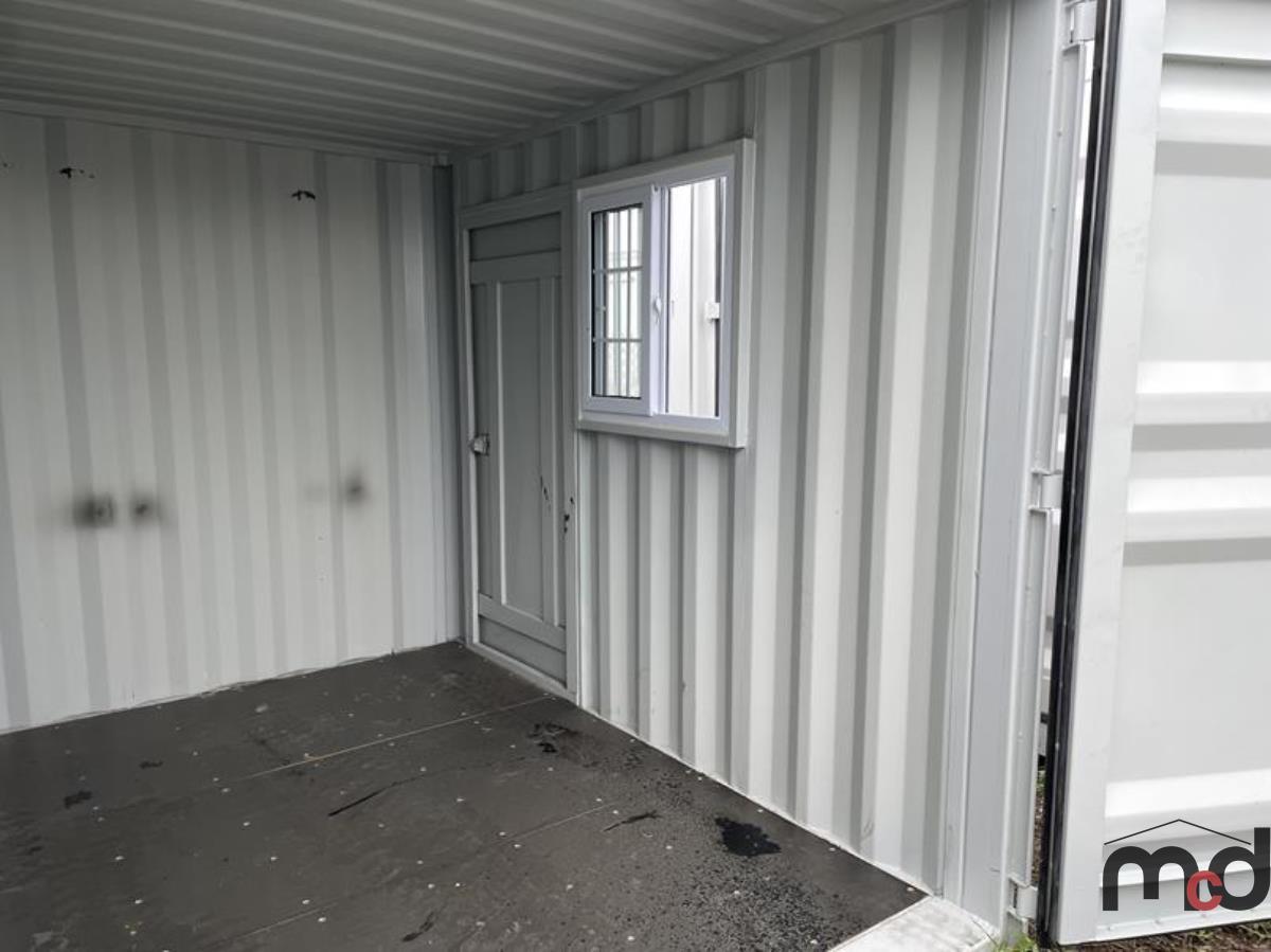 10' x 7' Storage Container