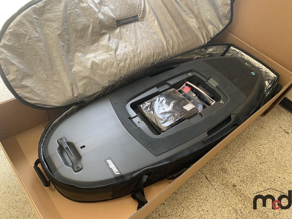 Radinn Free Ride Urban Rebel Jet Board w/ Charger