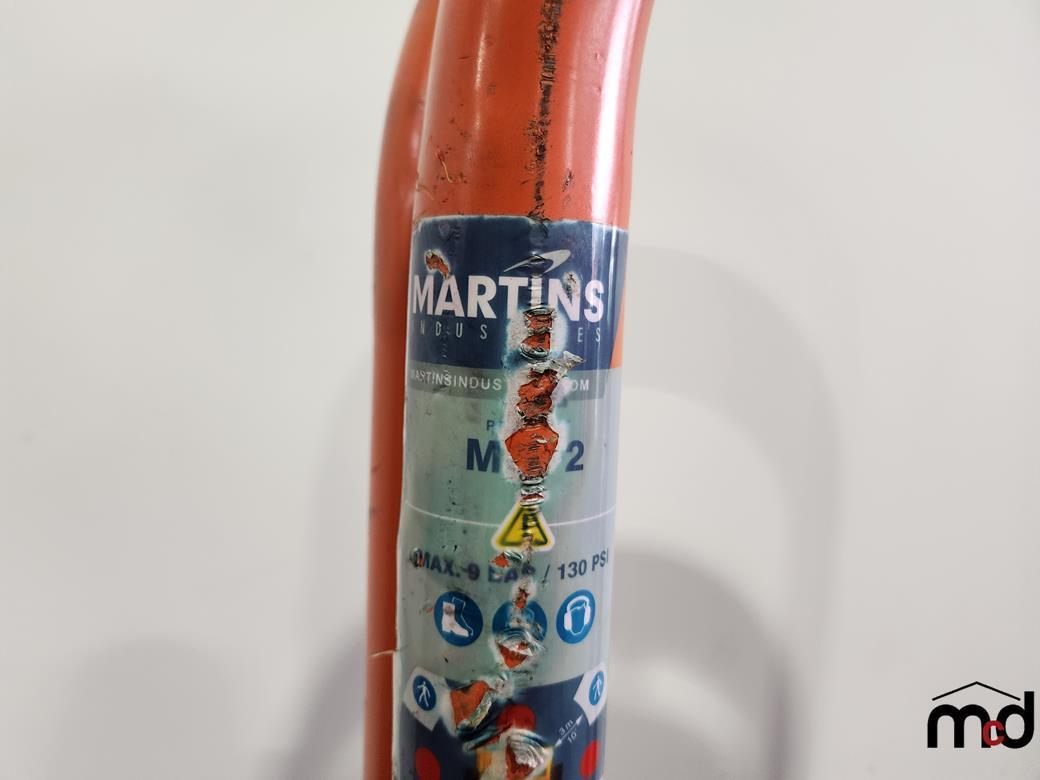 Martins Mic-2 Portable Inflation Cage