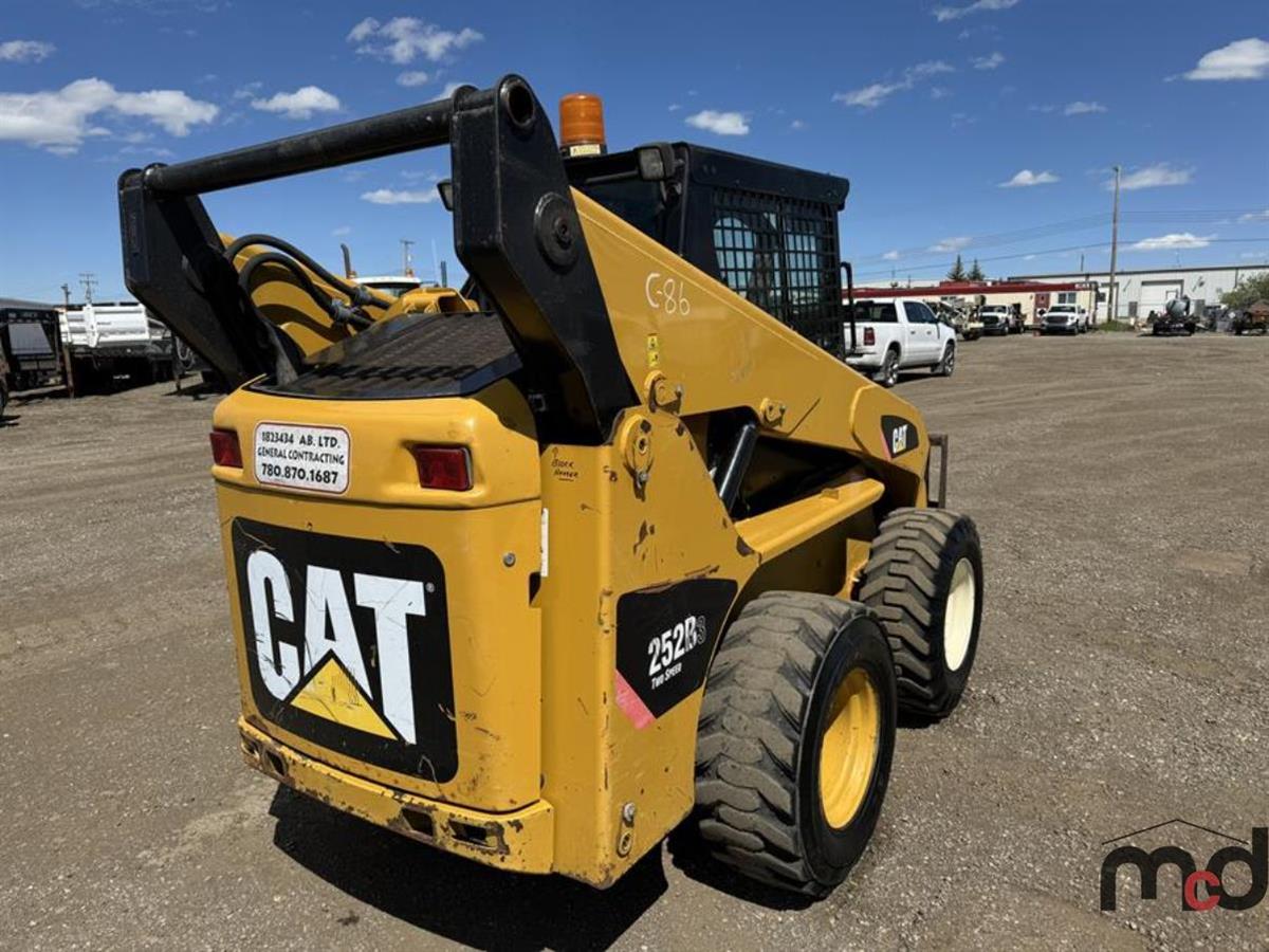 2010 Caterpillar 252B Skid Steer