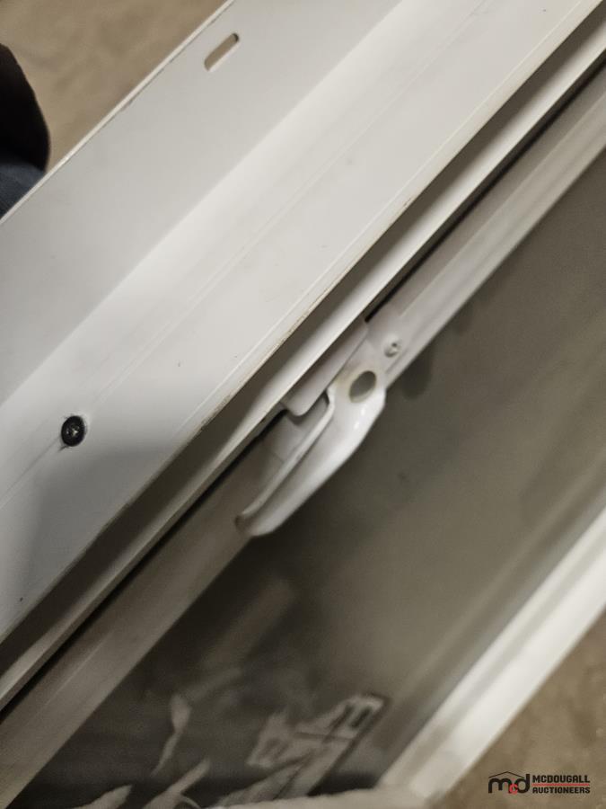 Swing Window w/ Screen