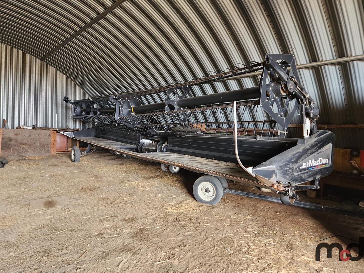 2009 MacDon FD70 Header