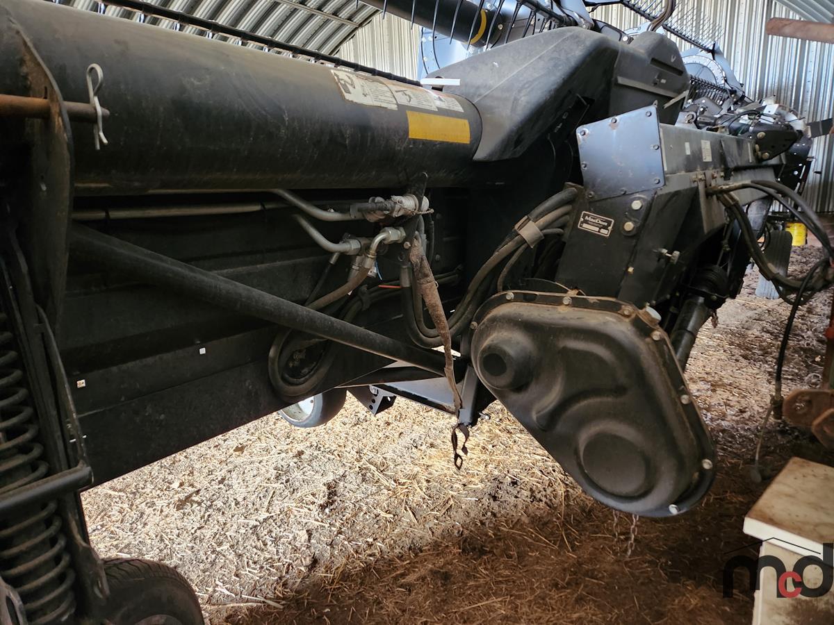 2009 MacDon FD70 Header
