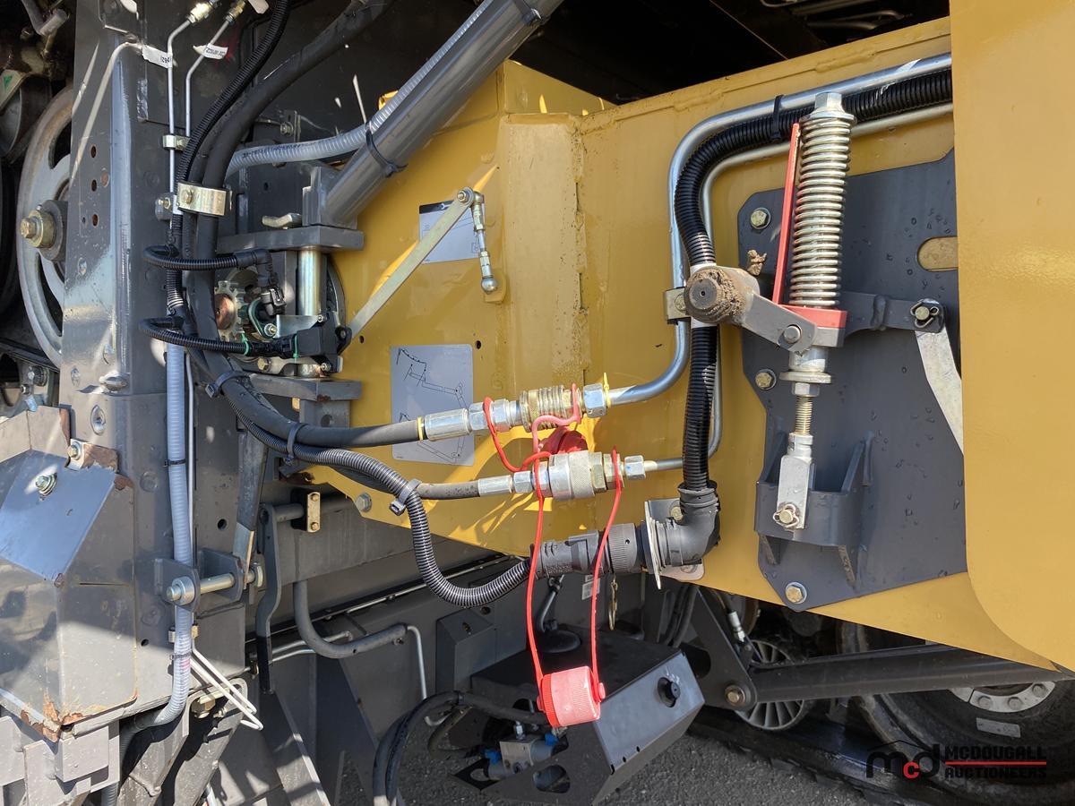 2015 Claas 760TT Combine