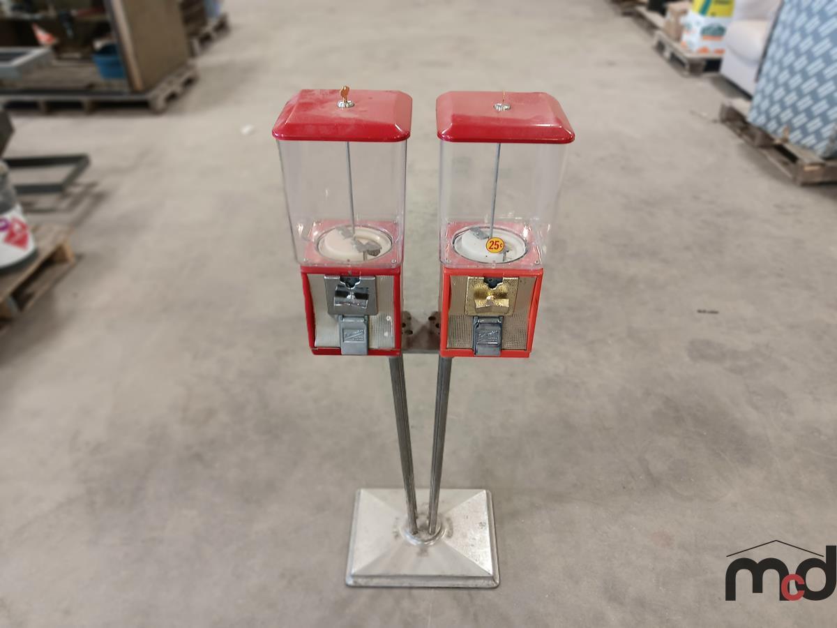 Vending Candy Machine (Key's Included)