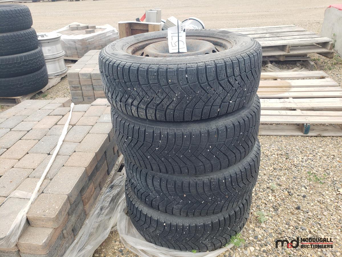 (4) 215/60R16 Tires w/ Rims