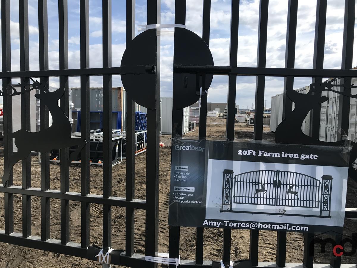 Greatbear 20' Farm Iron Gate
