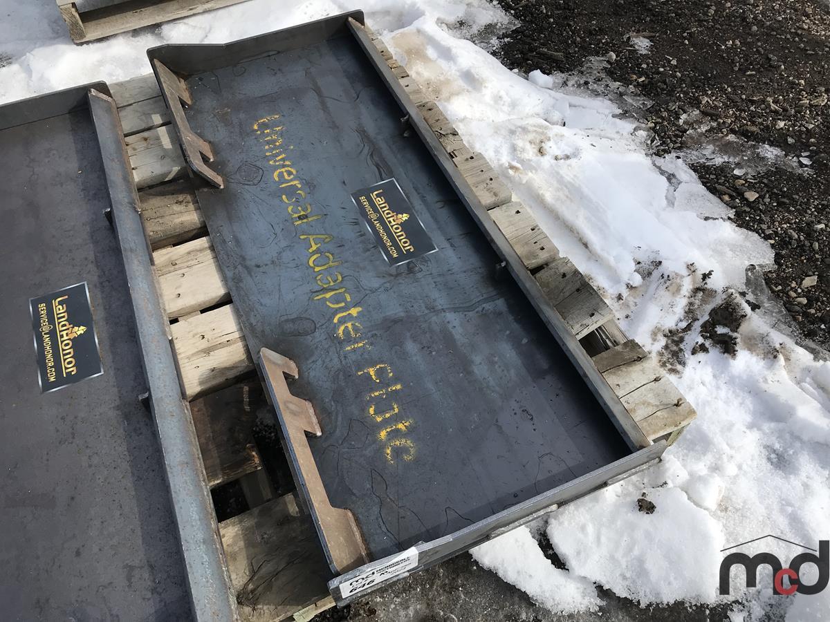 LandHonor Skid Steer Universal Adapter Plate