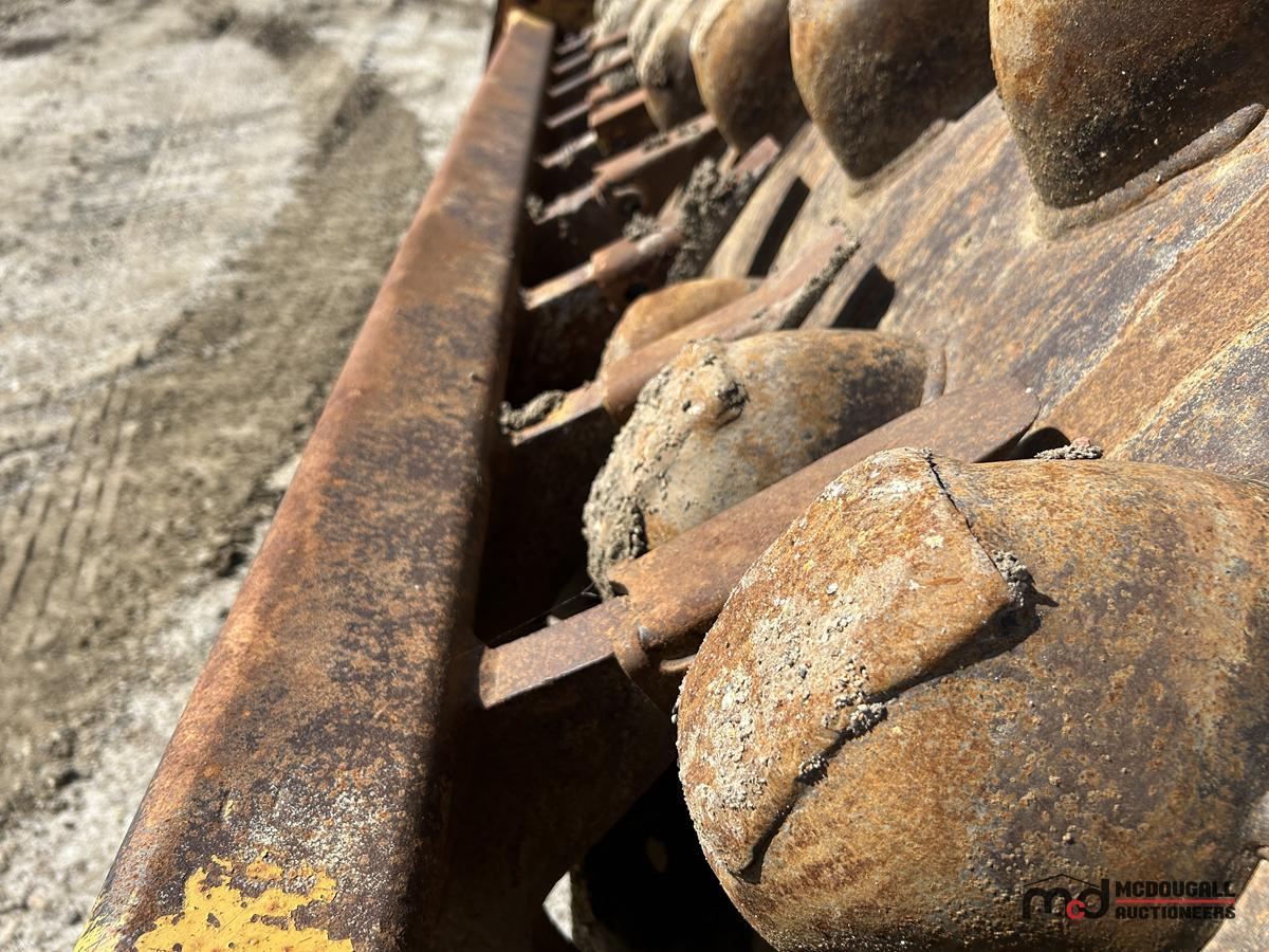 1991 Cat CP-563 Sheep Foot Packer