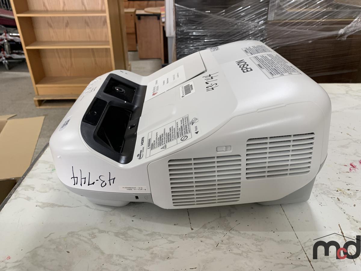 Epson 595WI Projector