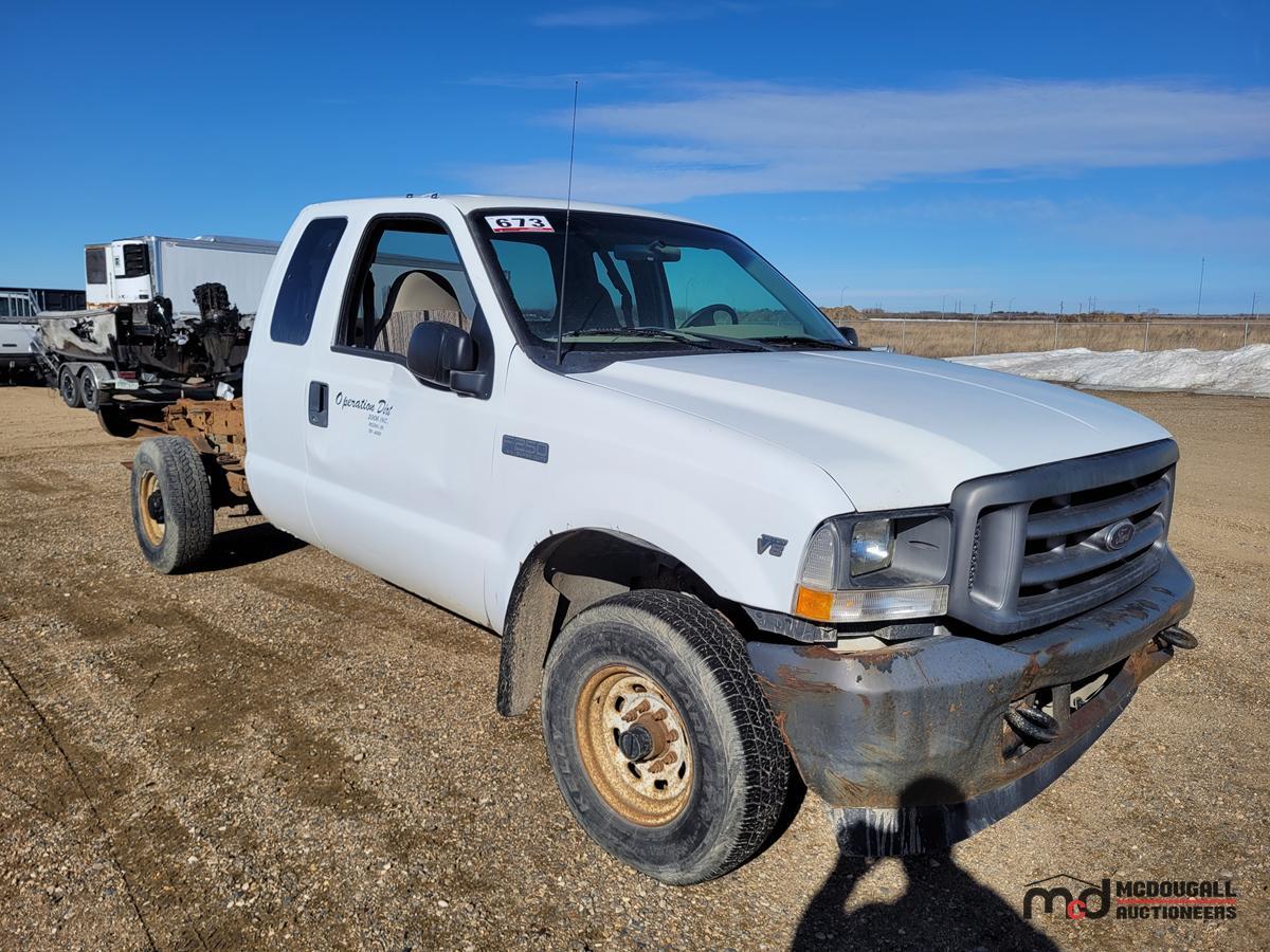 2002 Ford F250 Cab/Chassis Truck