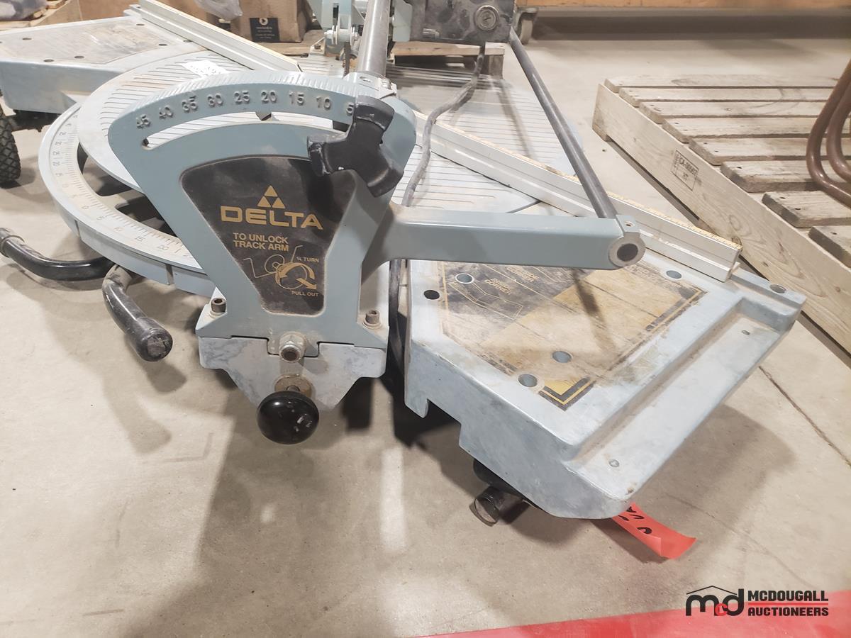 Delta Sawbuck Frame and Trim Saw