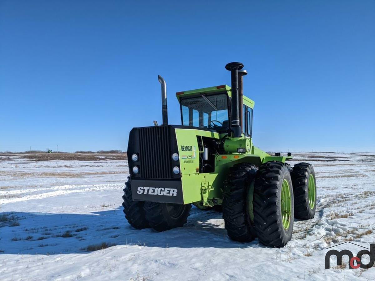 1981 Steiger Bearcat ST225 4WD Tractor