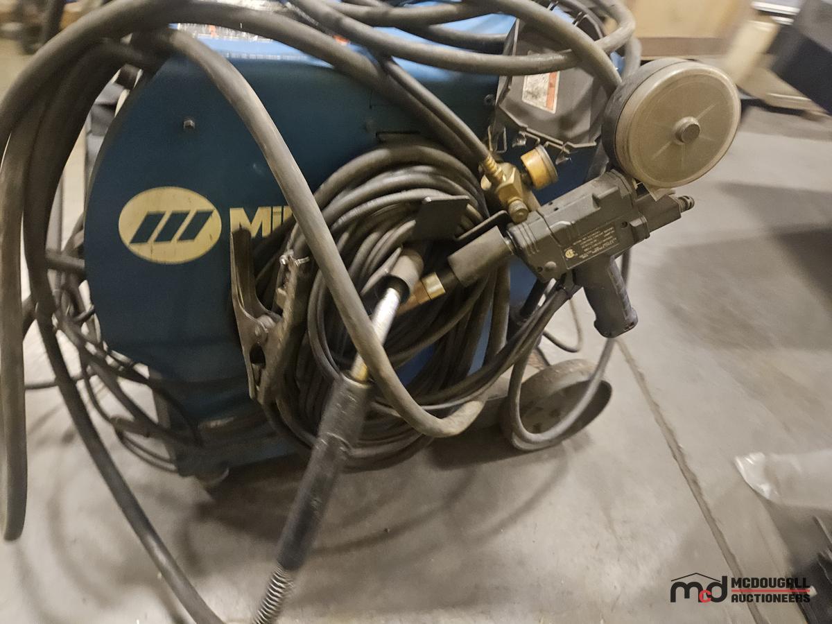 Miller Millermatic 350P Welder