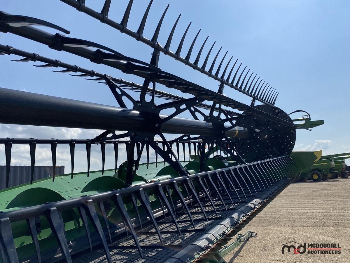 2024 John Deere HD45R Hinged Draper Header w/ Transport