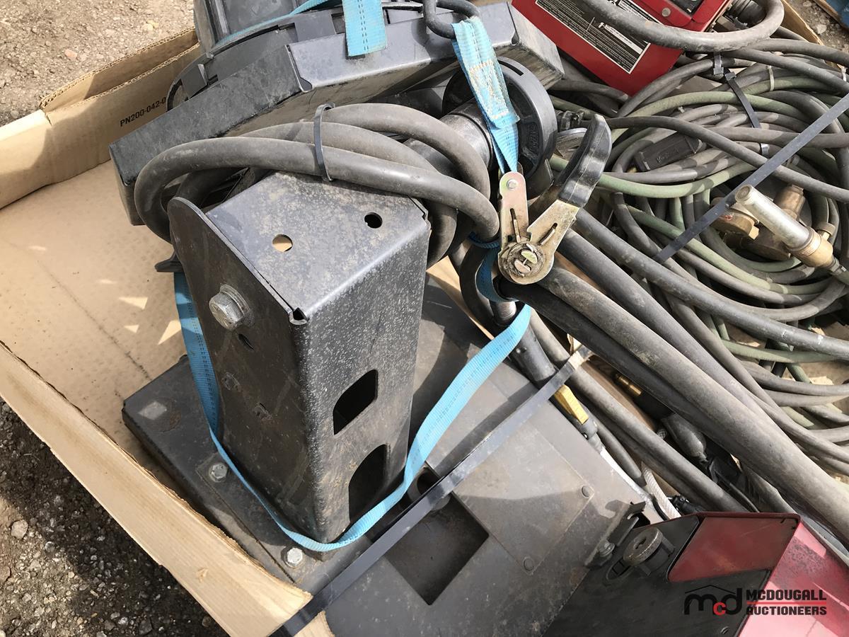 (1) LF-74 Lincoln Electric Wire Feeder and (1) LN-7 Lincoln Electric ...