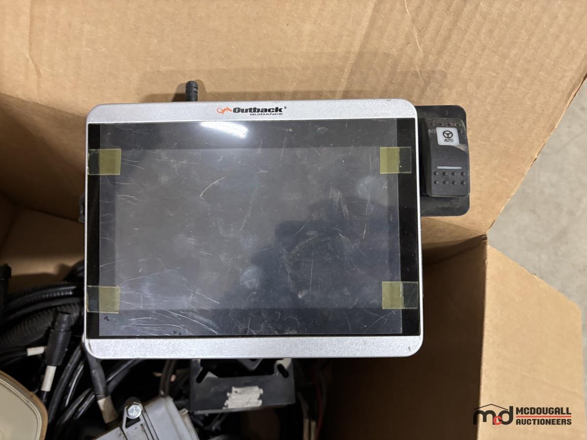 Outback GPS Auto Steeer System w/ 7" Rebel