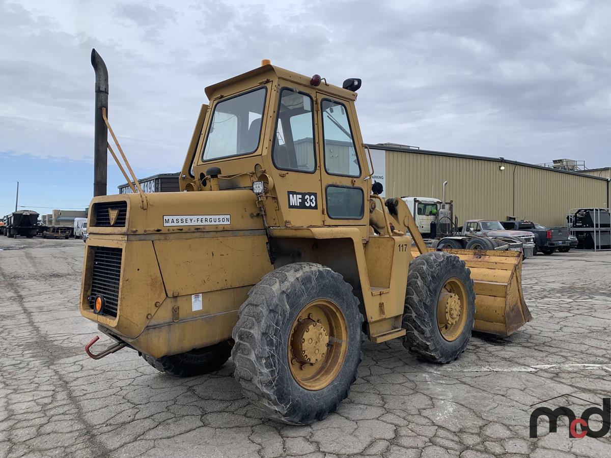 Massey Ferguson Loader MF 33