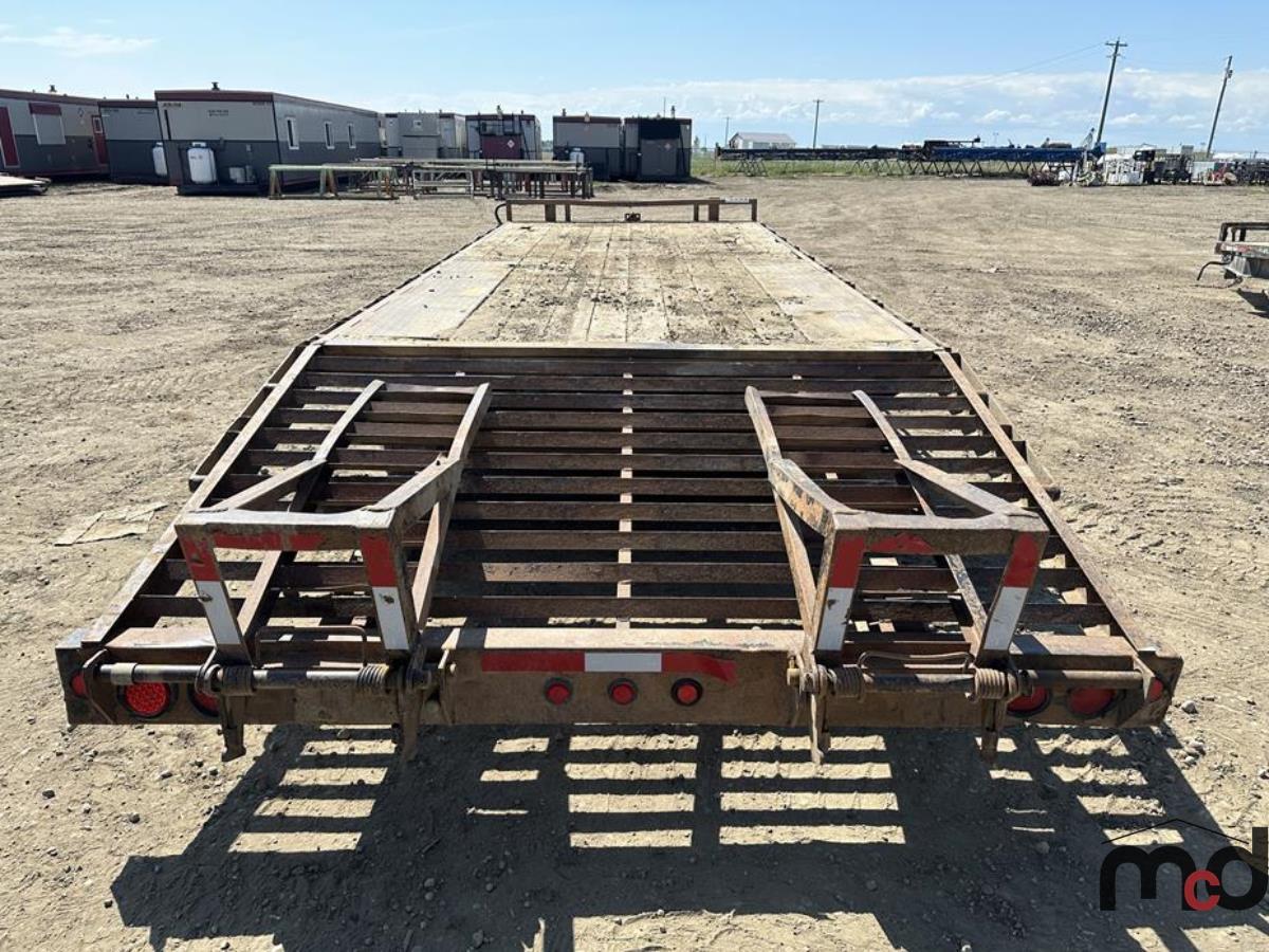 2013 Load Trail 20' Tridem Flatbed Equipment Trailer